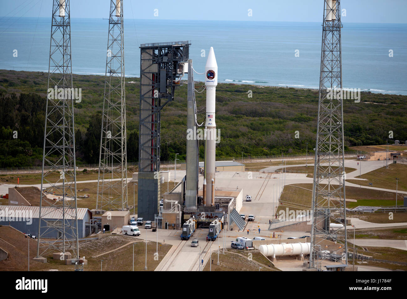 The United Launch Alliance Delta V rocket with the Orbital ATK Cygnus ...