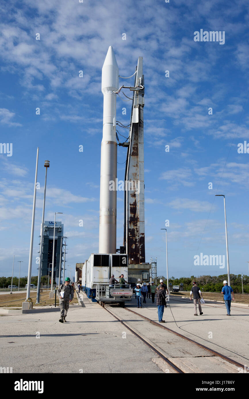 The United Launch Alliance Delta V rocket with the Orbital ATK Cygnus ...