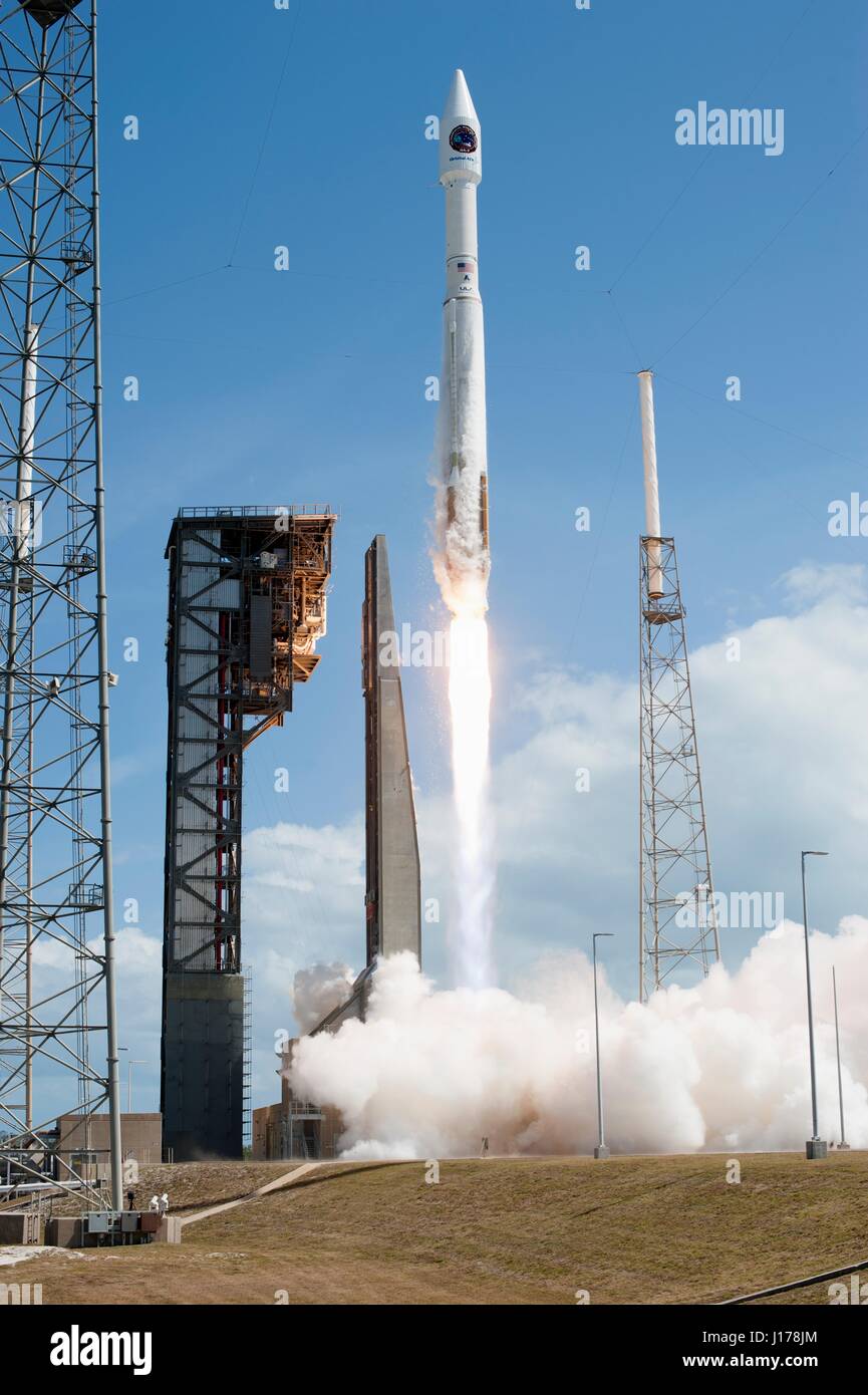 Cape Canaveral, Florida, USA. 18th Apr, 2017. The United Launch ...