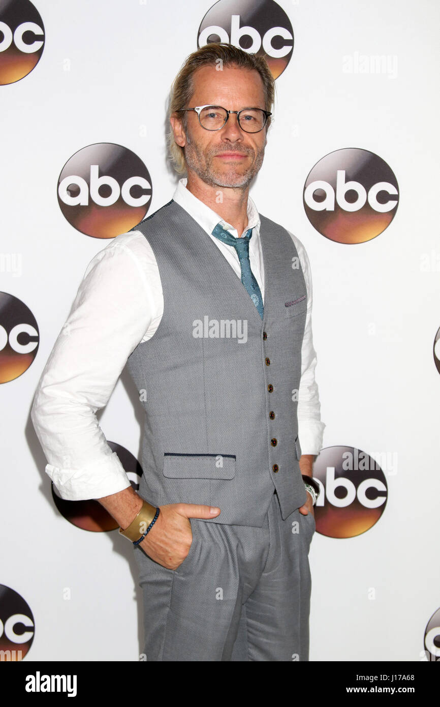 Pasadena, CA, USA. 10th Jan, 2017. LOS ANGELES - JAN 10: Guy Pearce at ...
