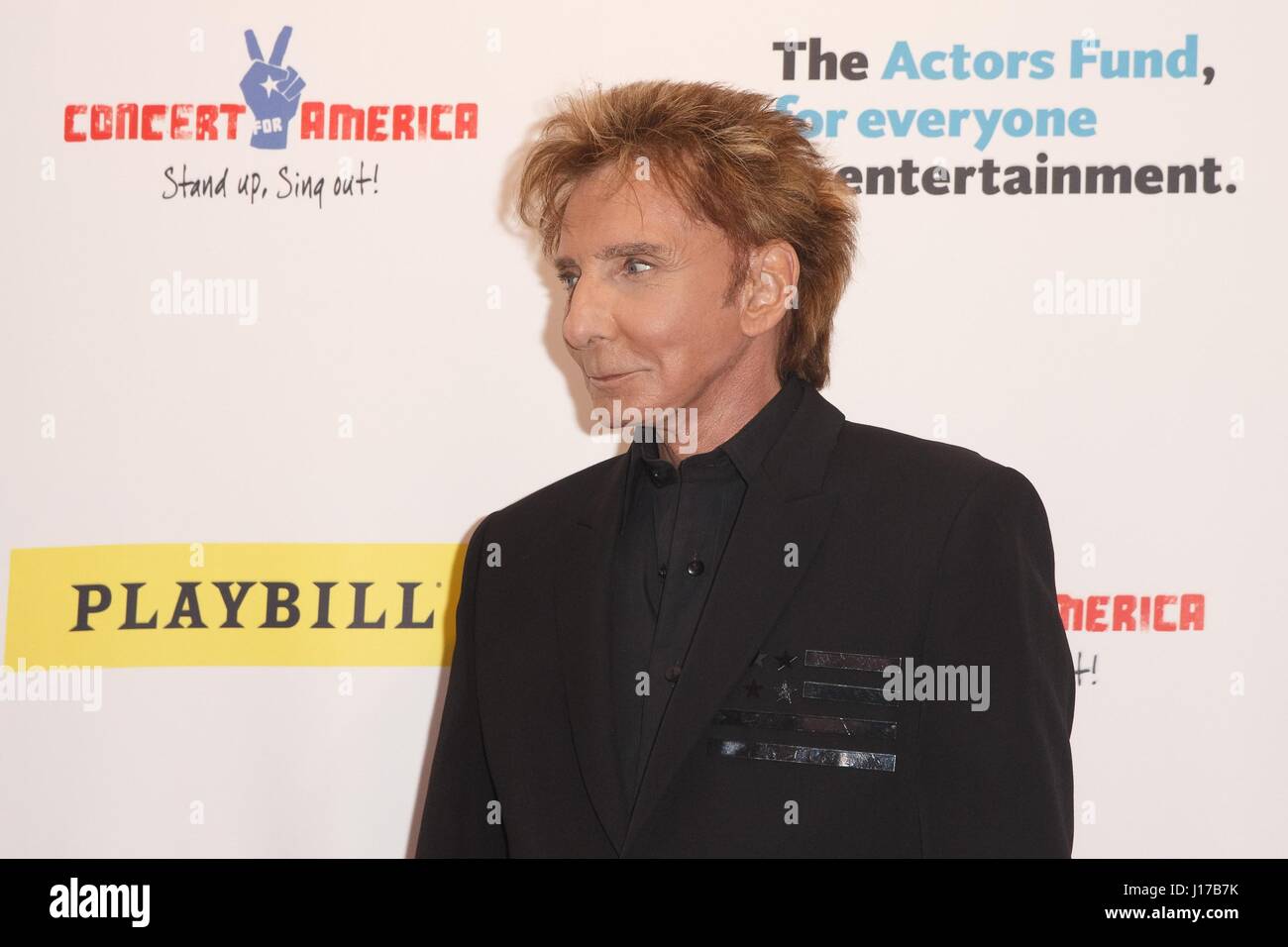 New York, NY, USA. 18th Apr, 2017. Barry Manilow at arrivals for ...
