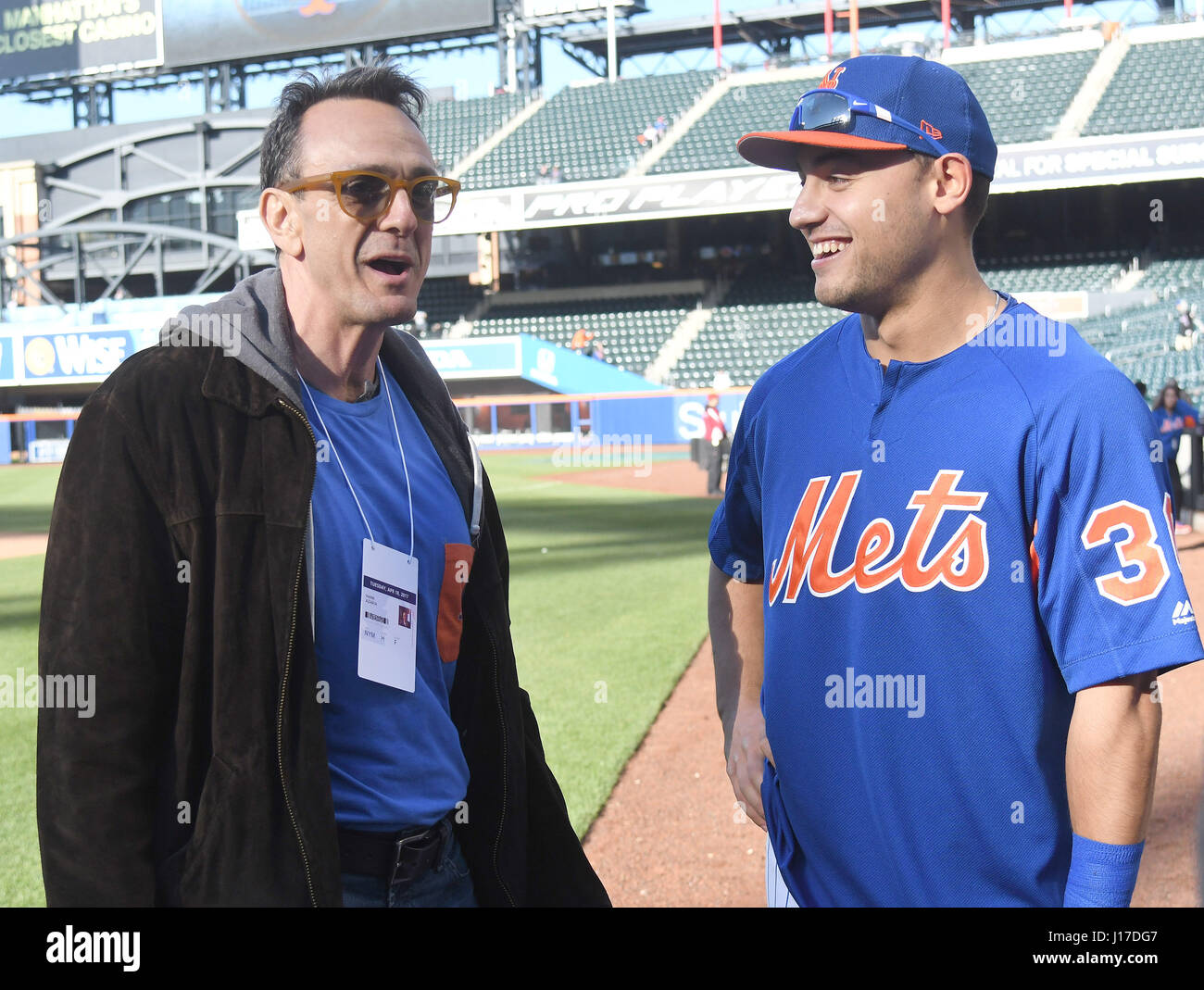 New York, NY, USA. 18th Apr, 2017. Actor Hank Azaria visits Citi-Field ...