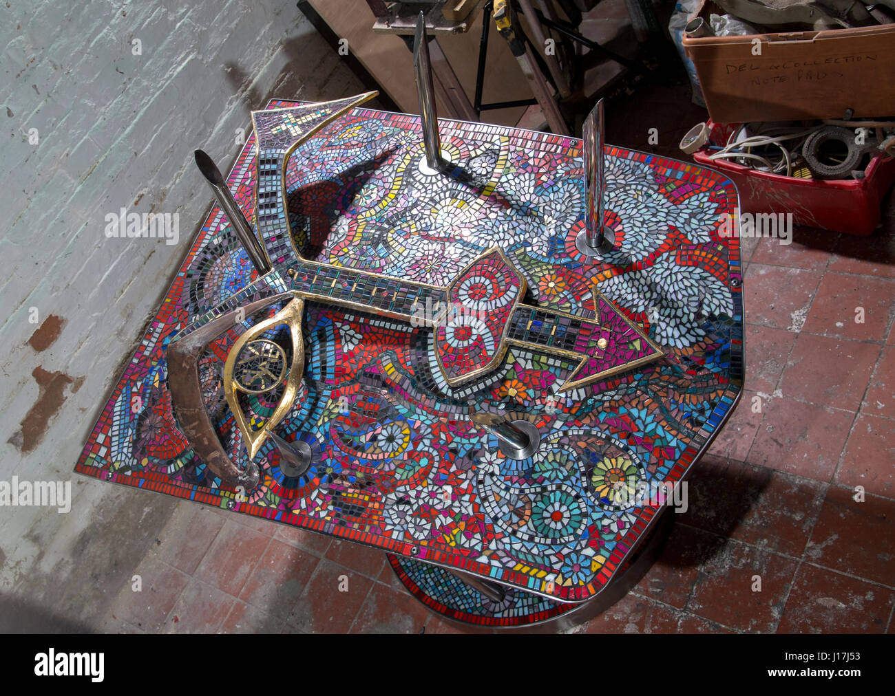 Artist Guy Portelli, known for his appearance on Dragon’s Den, will ...