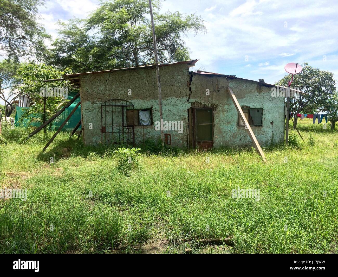 rustic residential adobe building house in Peru Stock Photo - Alamy