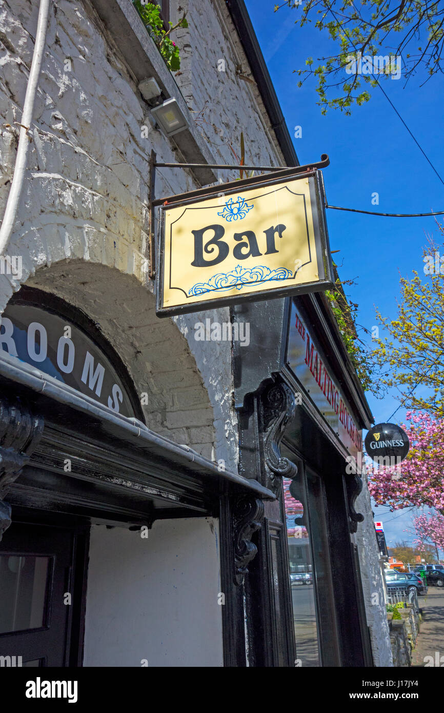 Hanging Pub Sign High Resolution Stock Photography and Images - Alamy