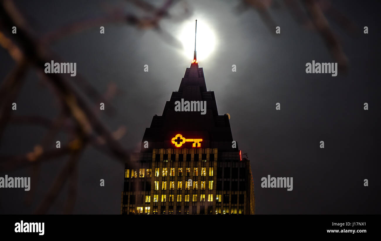 Key Tower Moon Stock Photo - Alamy