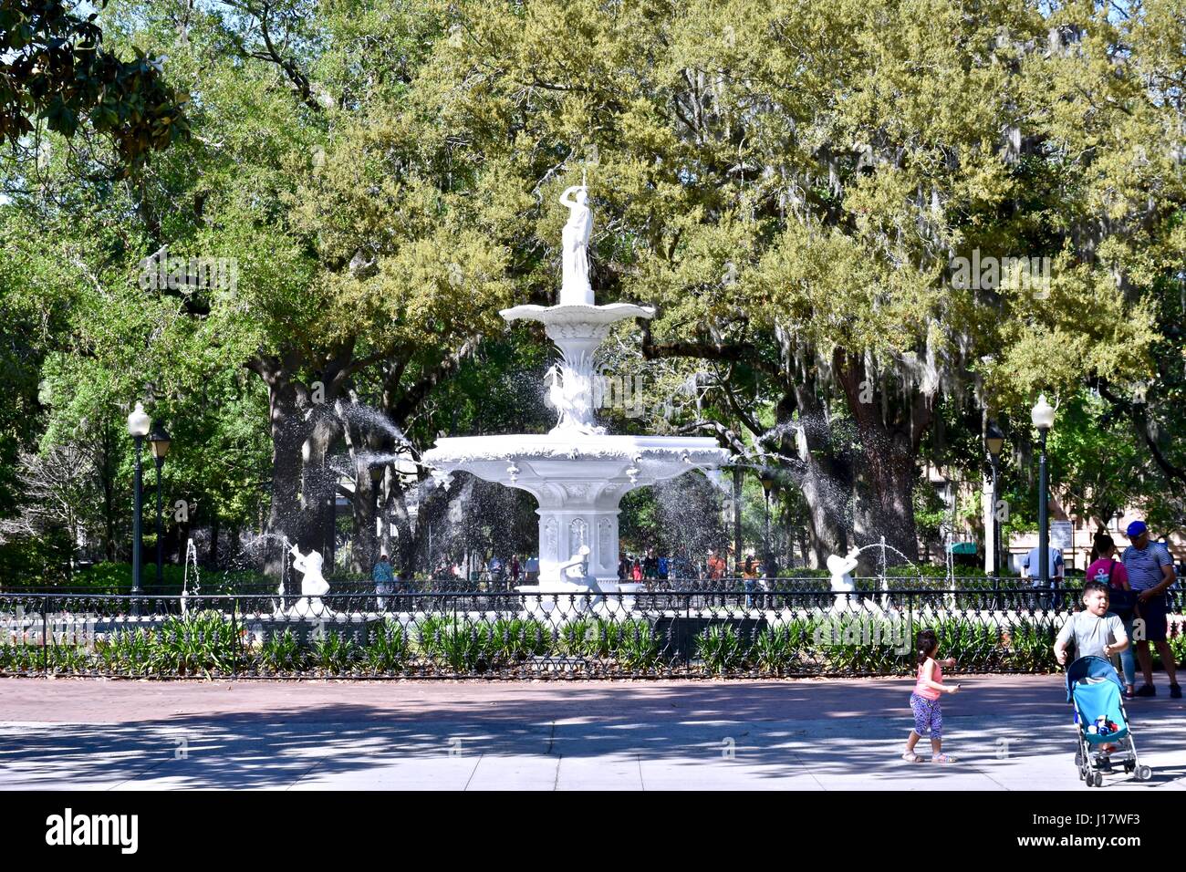 Savannah, Georgia Forsyth Park fountain Stock Photo - Alamy