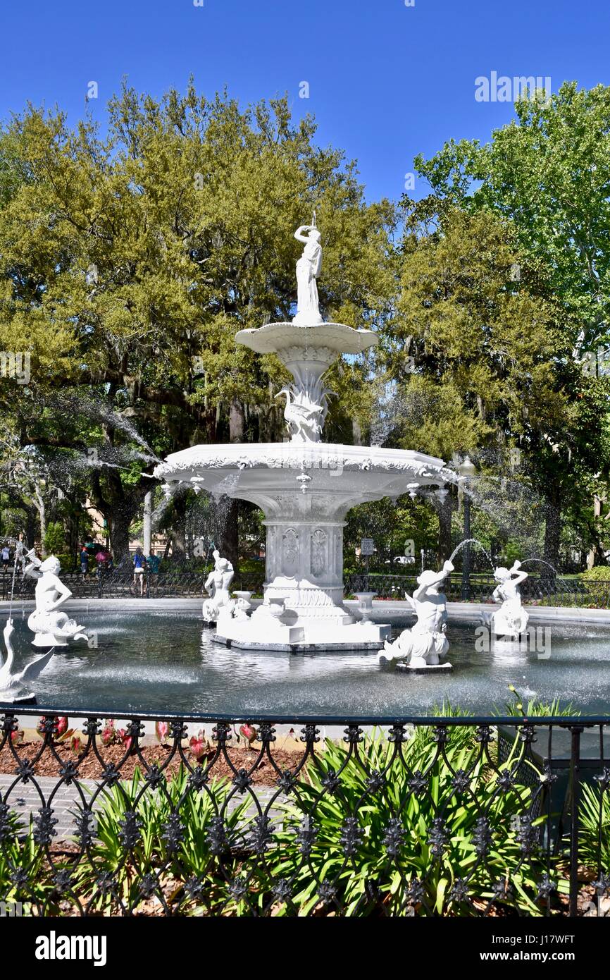 Savannah, Georgia Forsyth Park fountain Stock Photo - Alamy