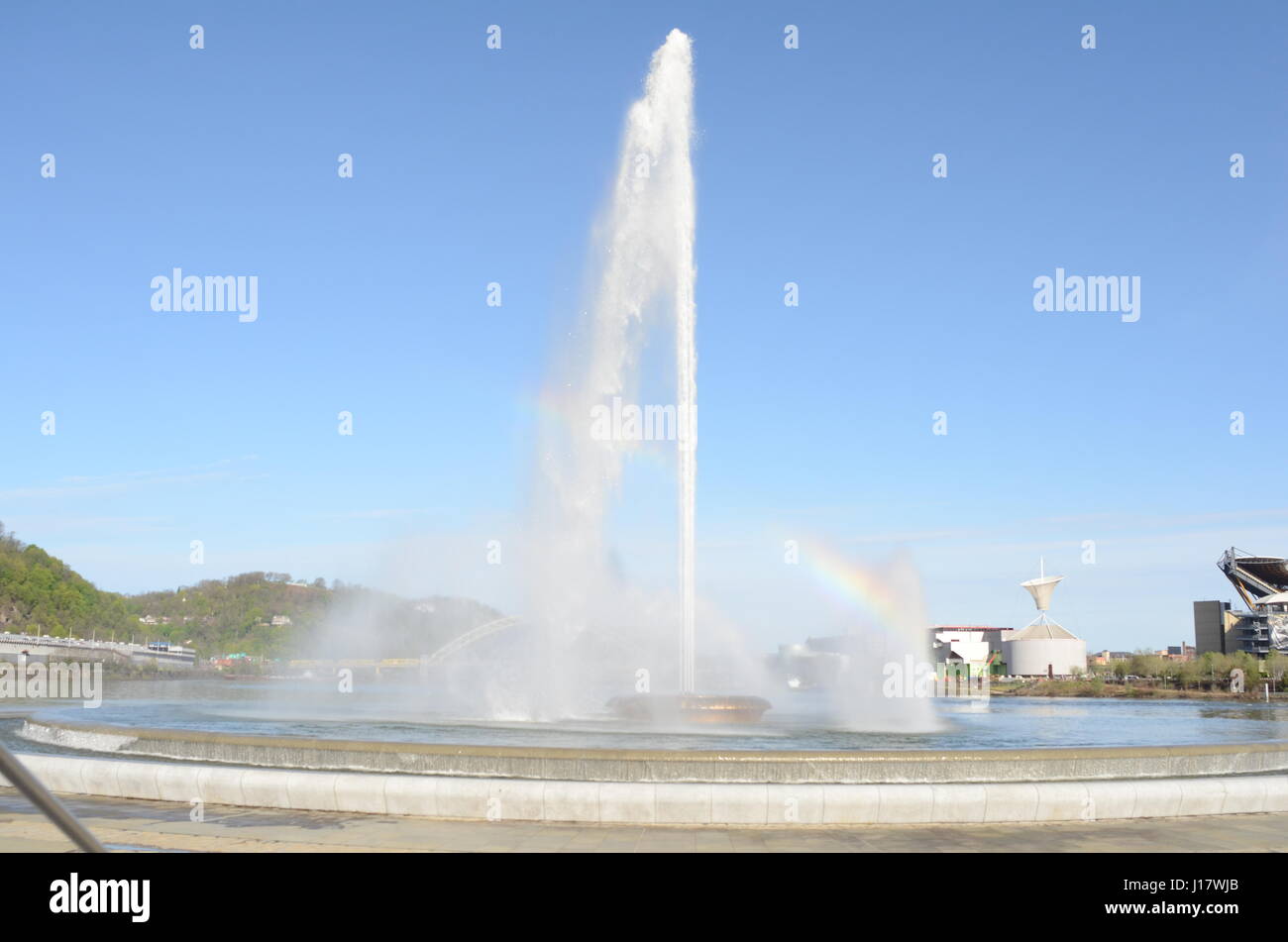 Fountain at Point State Park, Pittsburgh May 2017 Stock Photo - Alamy
