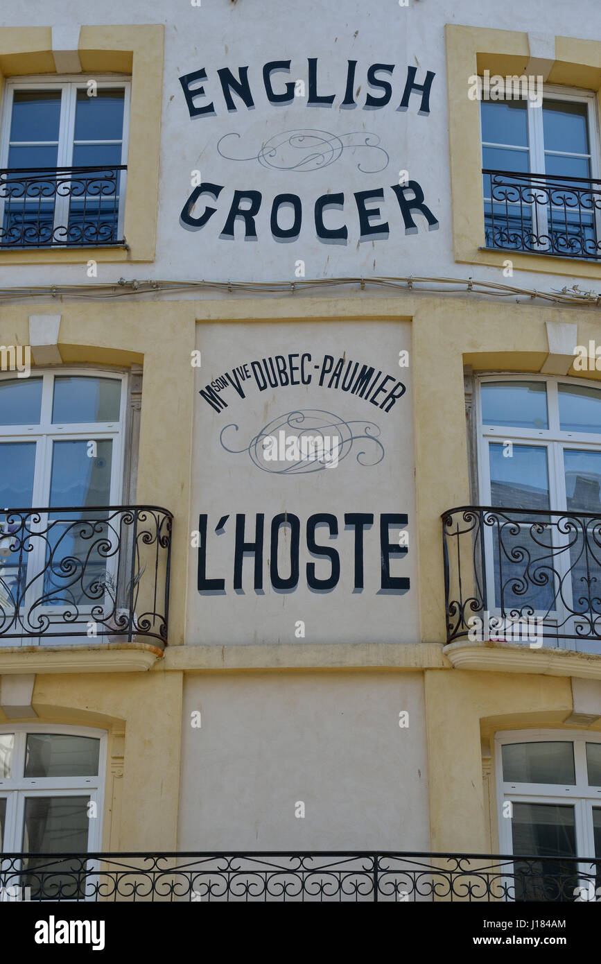 Old grocers sign hi-res stock photography and images - Alamy