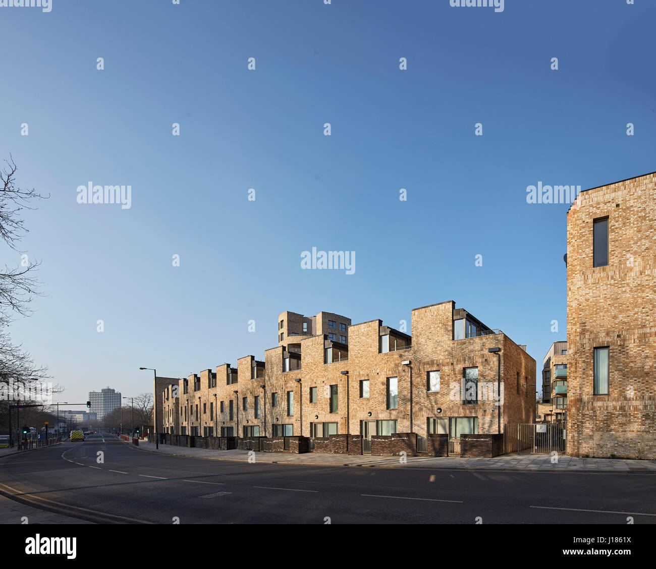 New terraced mews housing along Hillside Road. Stonebridge Park, London ...