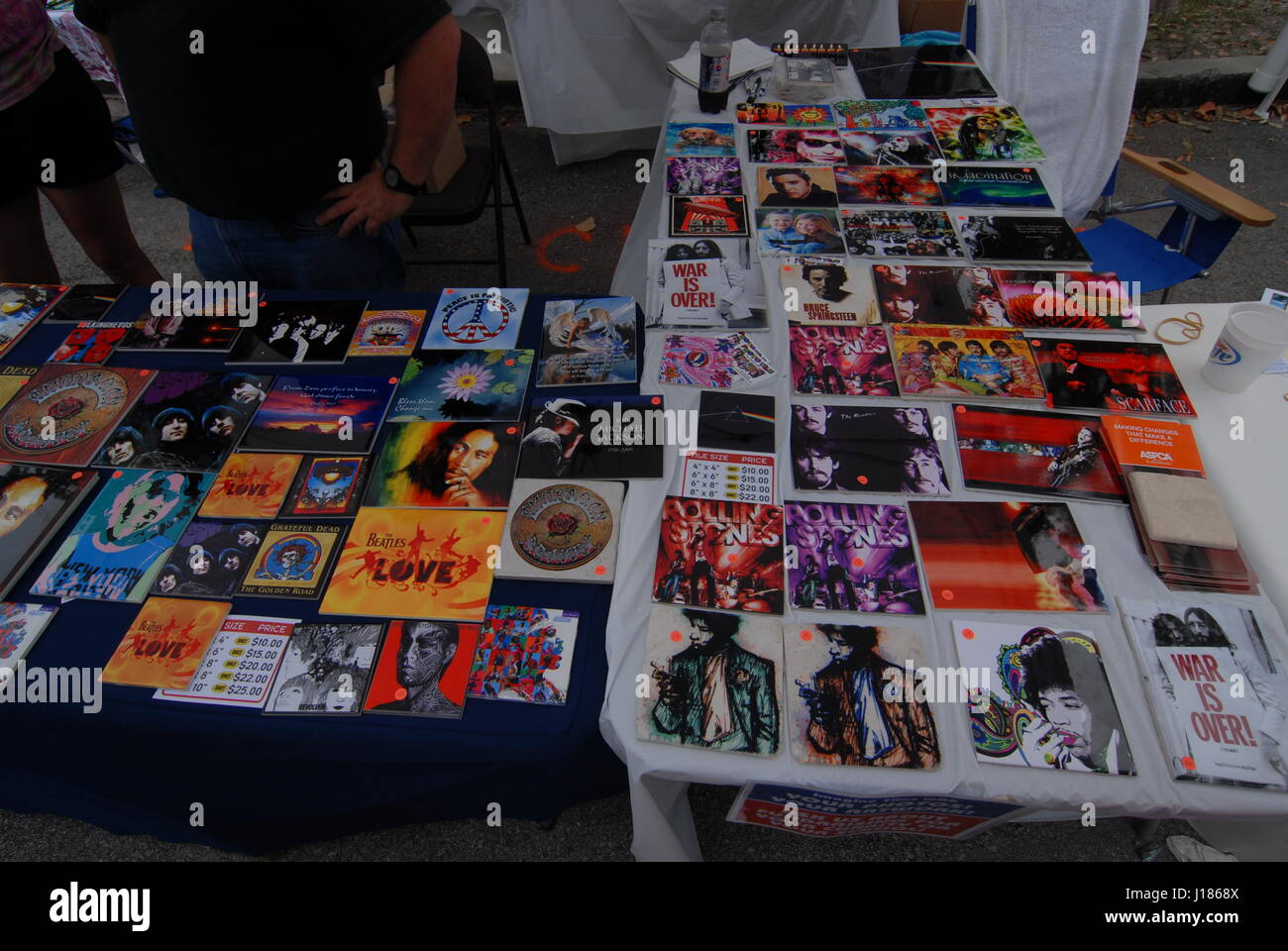 Hippies 1960's hi-res stock photography and images - Alamy