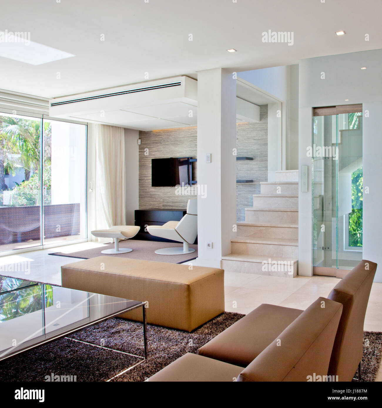 Beautiful modern house interior Stock Photo - Alamy