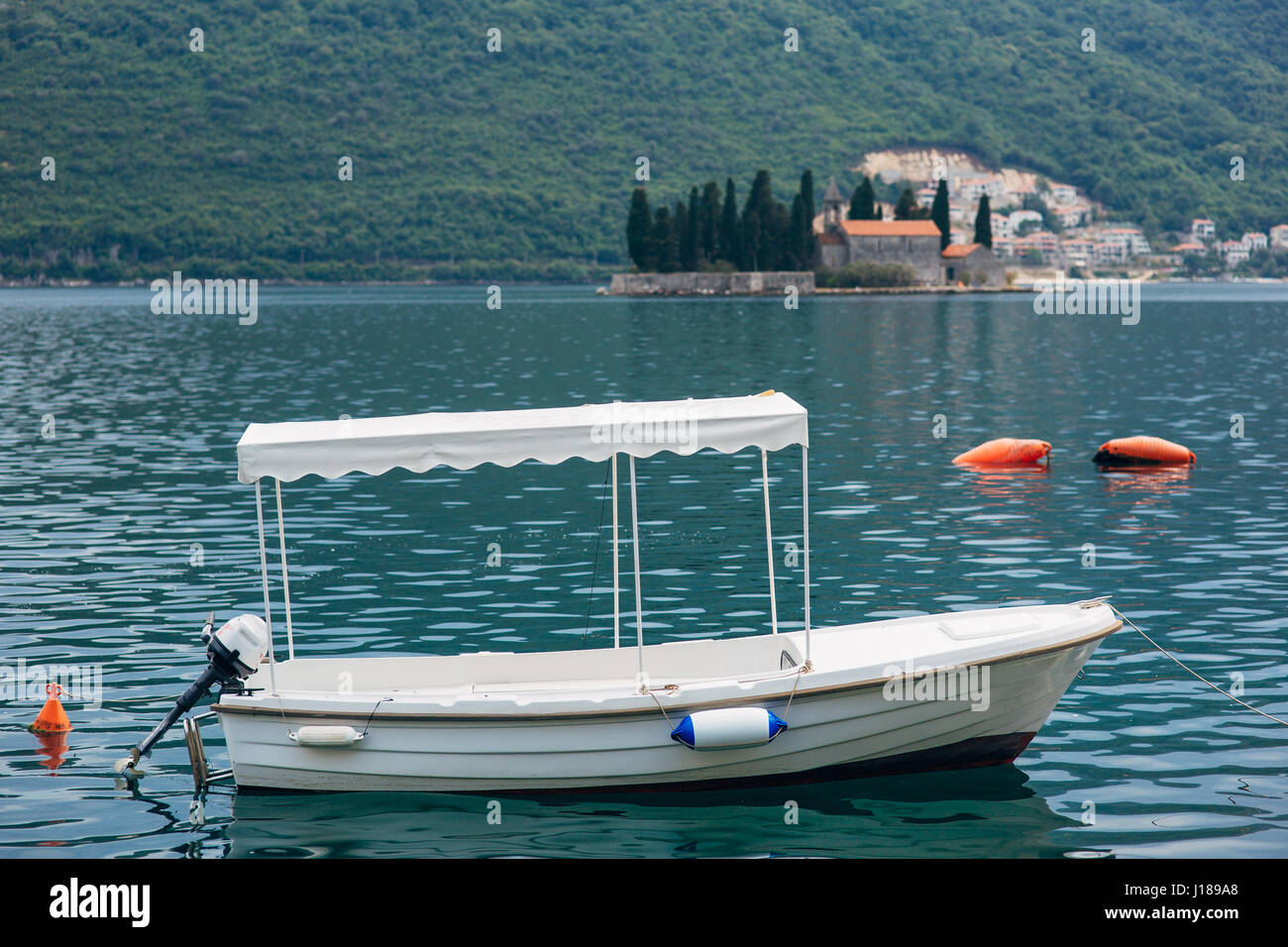 Yachts and boats in the Adriatic Sea Stock Photo - Alamy