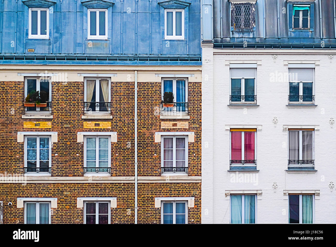 Pattern windows hi-res stock photography and images - Alamy