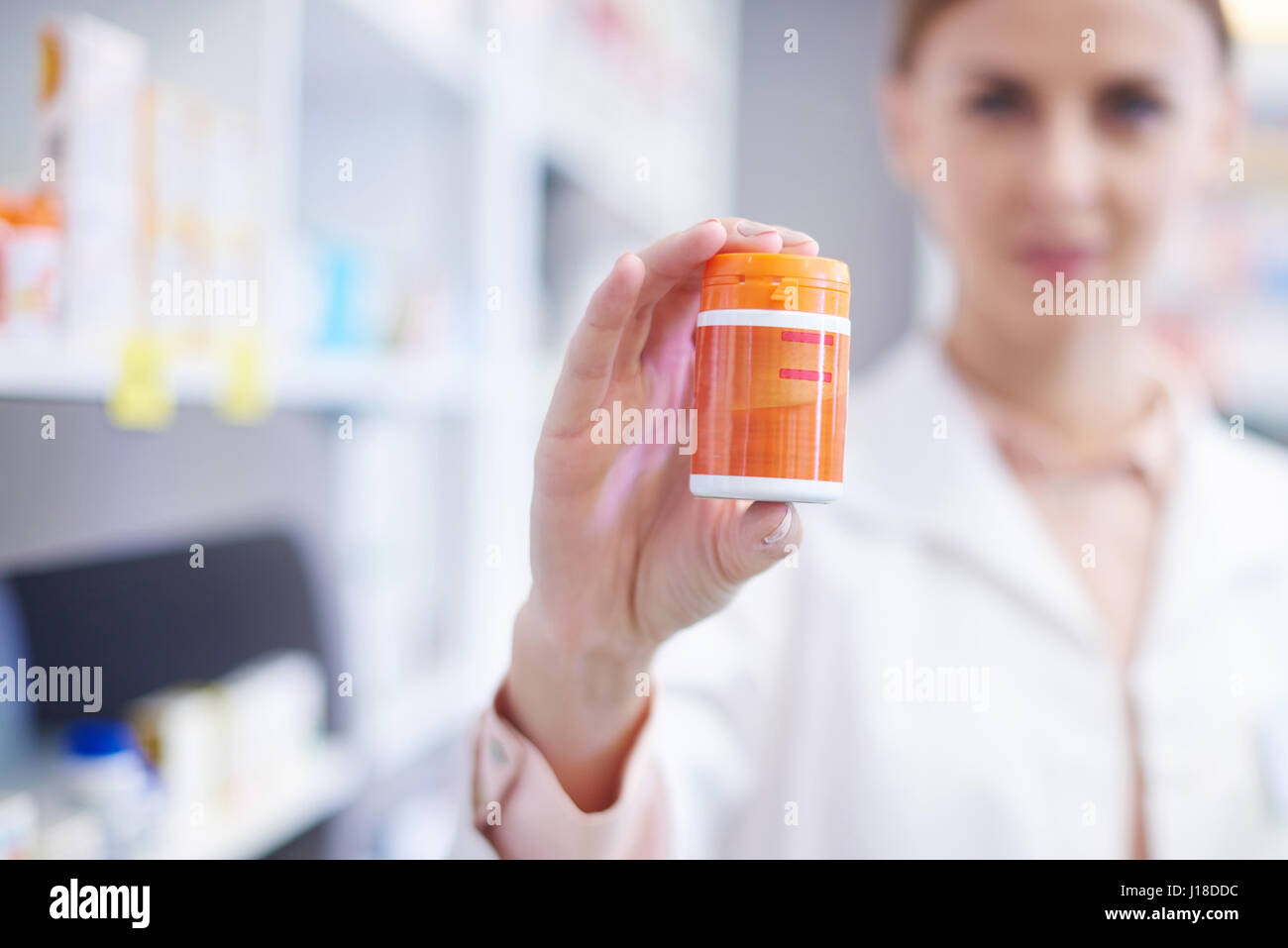 Healthcare pharmacist hi-res stock photography and images - Alamy