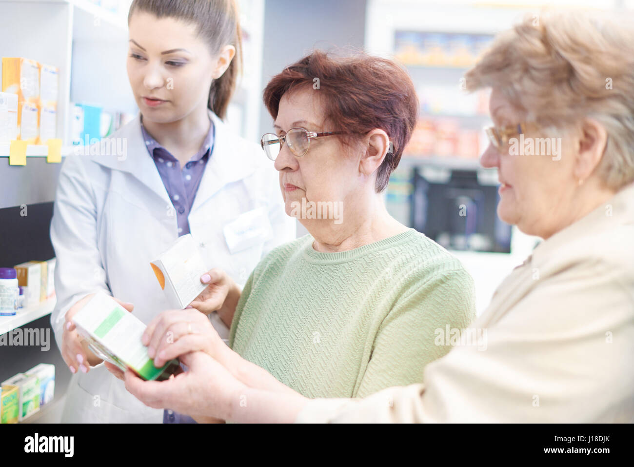 Professional pharmacist hi-res stock photography and images - Alamy