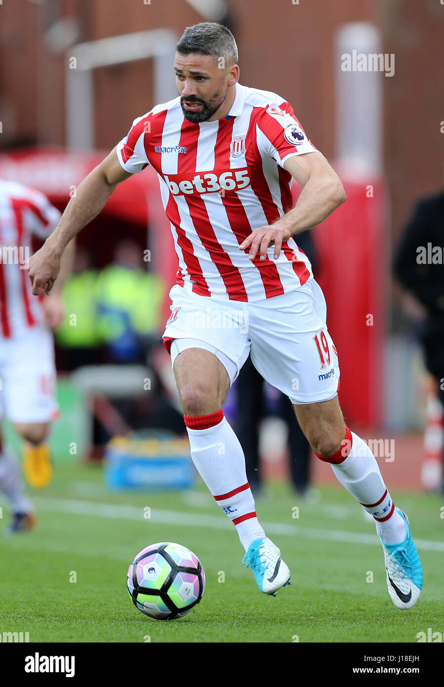 Stoke City's Jonathan Walters Stock Photo - Alamy