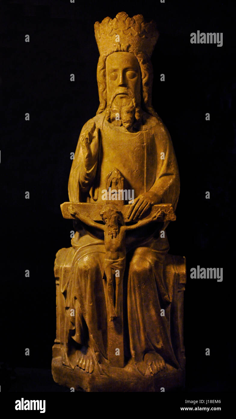 Alabaster sculpture hi-res stock photography and images - Alamy