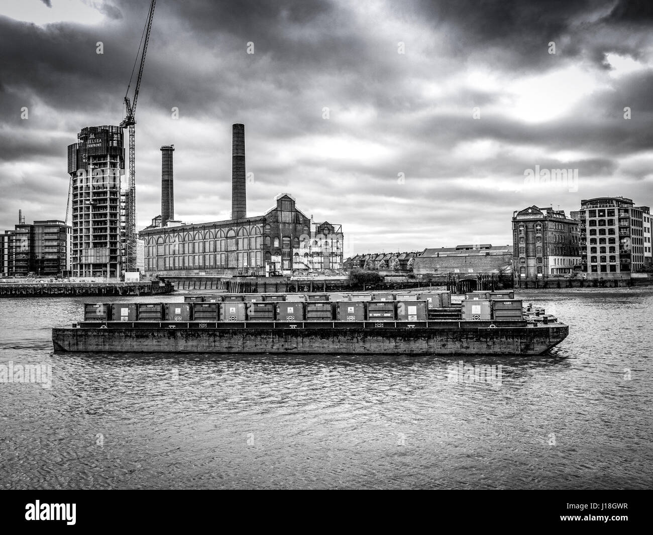 Waste Barge on River Thames Stock Photo - Alamy