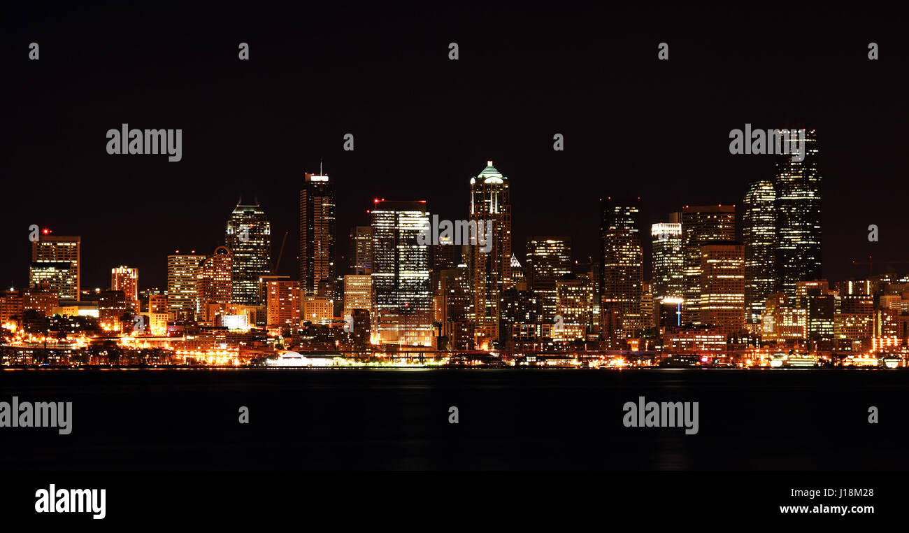 A view of Seattle downtown buildings at night Stock Photo - Alamy
