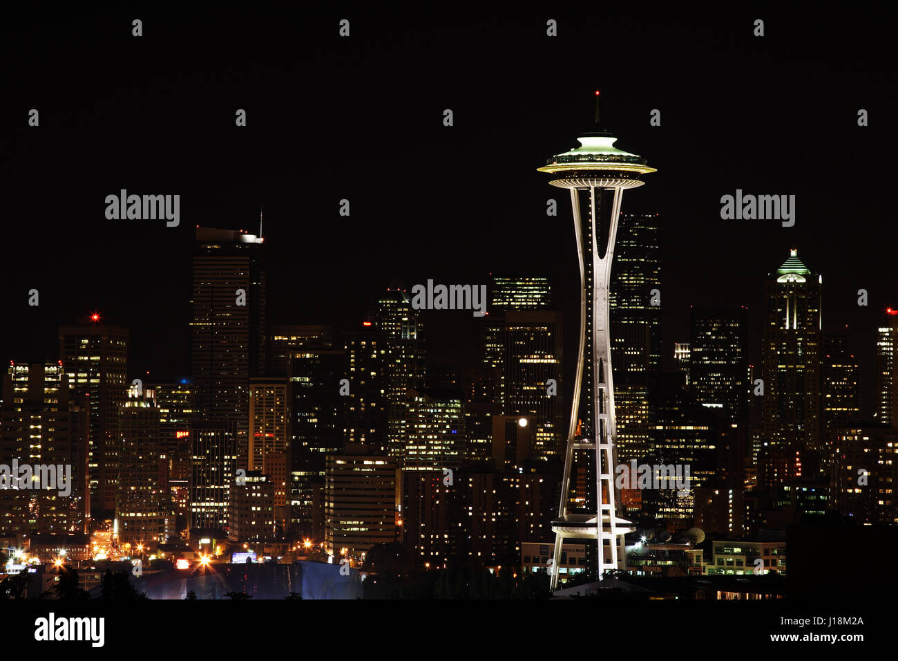 Downtown Seattle and Space Needle view from Queen Anne Stock Photo - Alamy