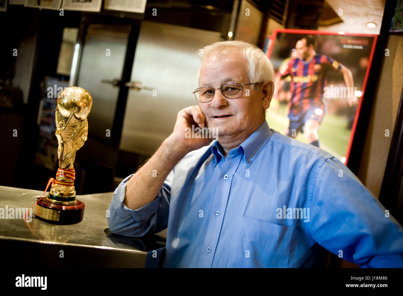 Bar Lujan where the grandfather of Football Club Barcelona player ...