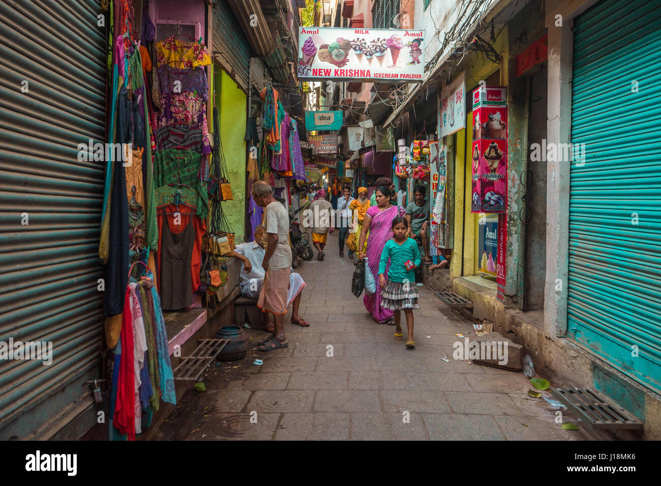 Lanes of varanasi, uttar pradesh, india, asia Stock Photo - Alamy