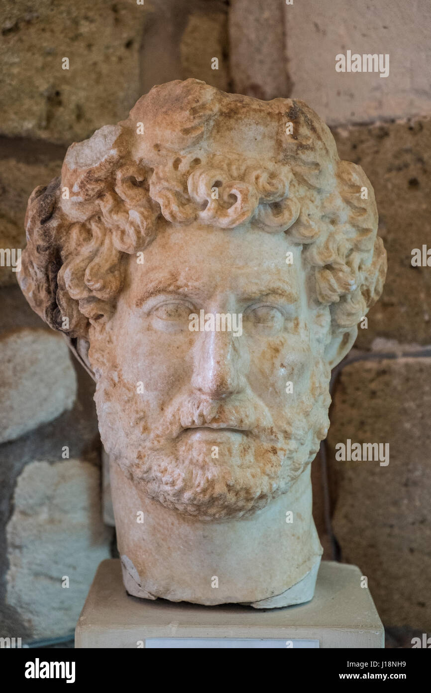 Roman hadrian sculpture hi-res stock photography and images - Alamy