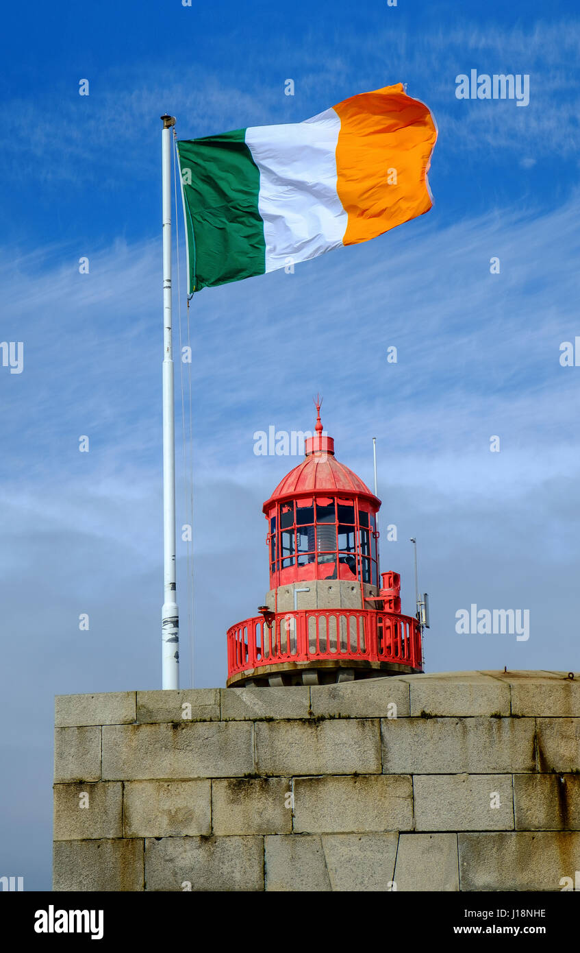 Irish flag flying hi-res stock photography and images - Alamy