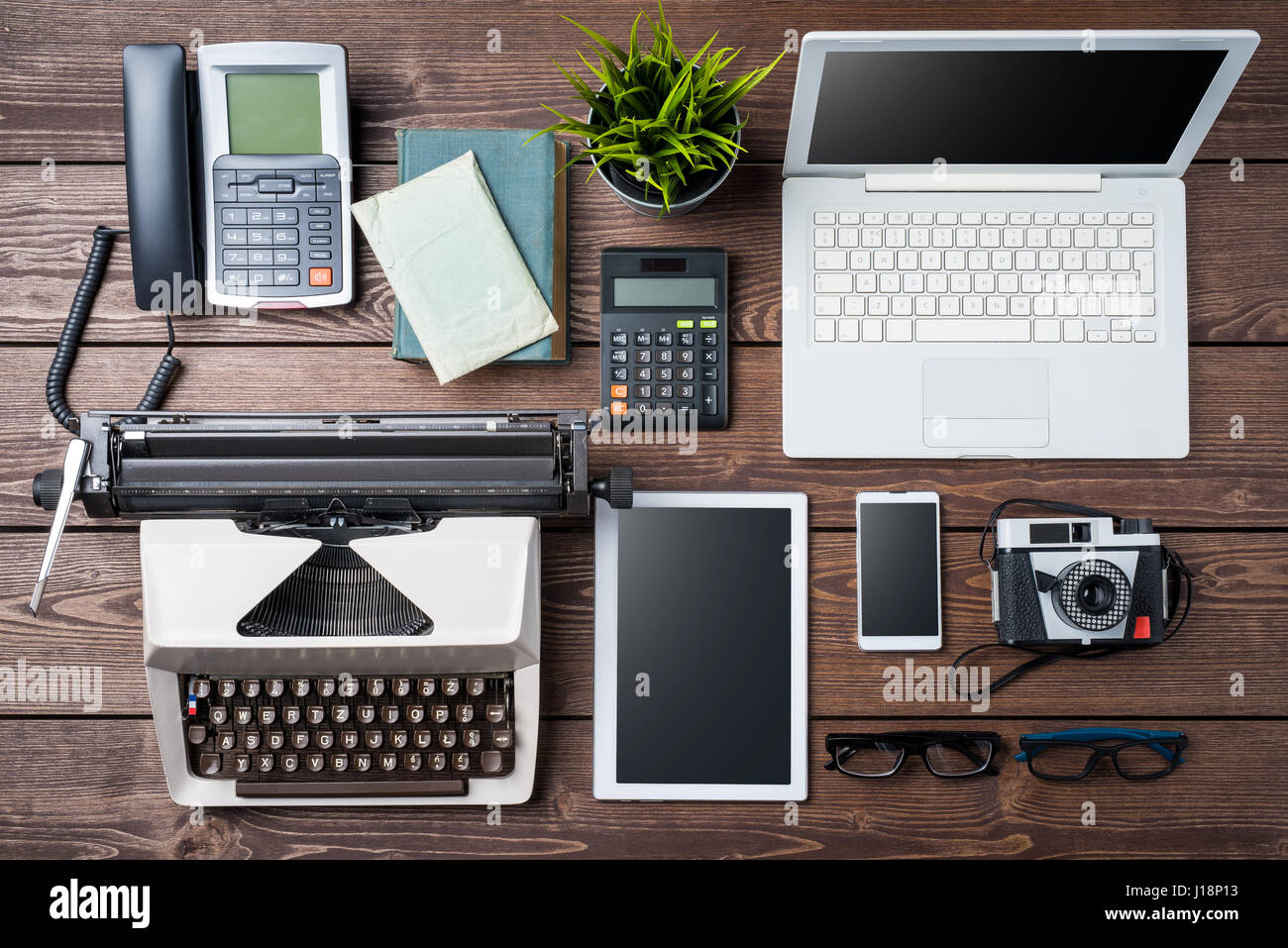 Modern devices hi-res stock photography and images - Alamy Modern devices hi-res stock photography and images - Alamy