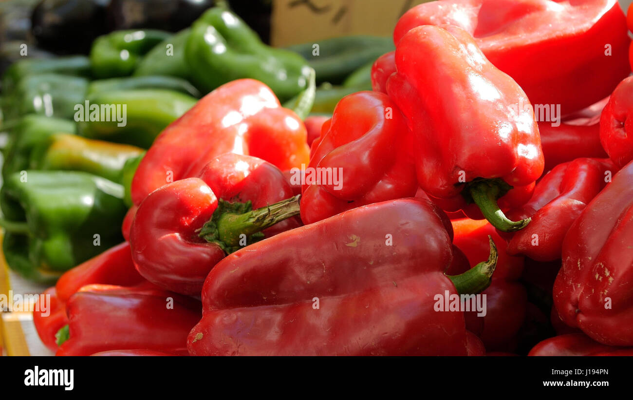 Peppers boxes hi-res stock photography and images - Alamy