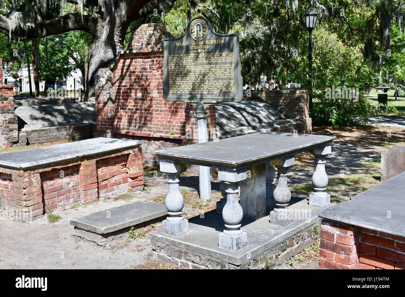 Historic Colonial Park Cemetery in historic Savannah Georgia Stock ...