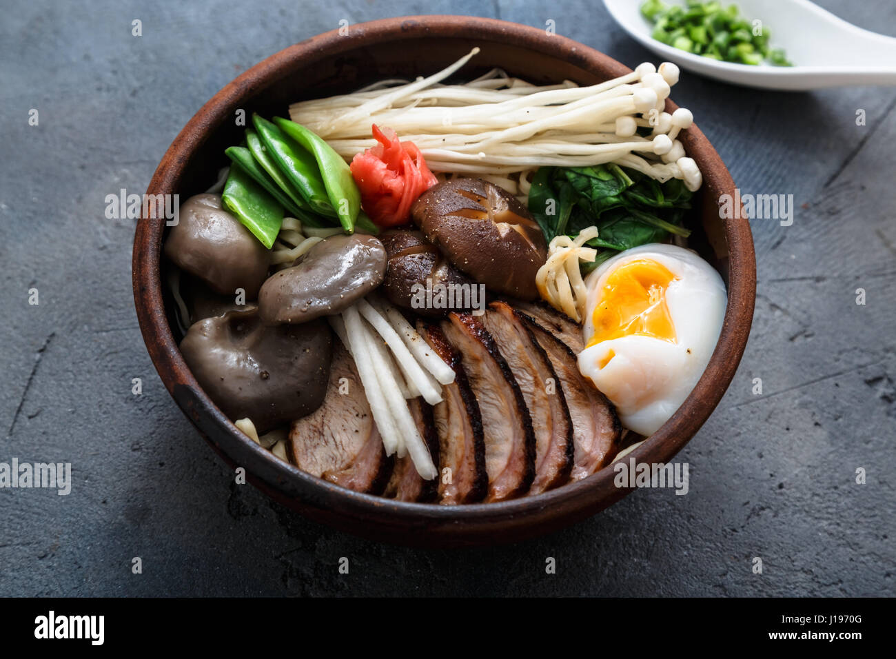 Ceramicspoon hi-res stock photography and images - Alamy