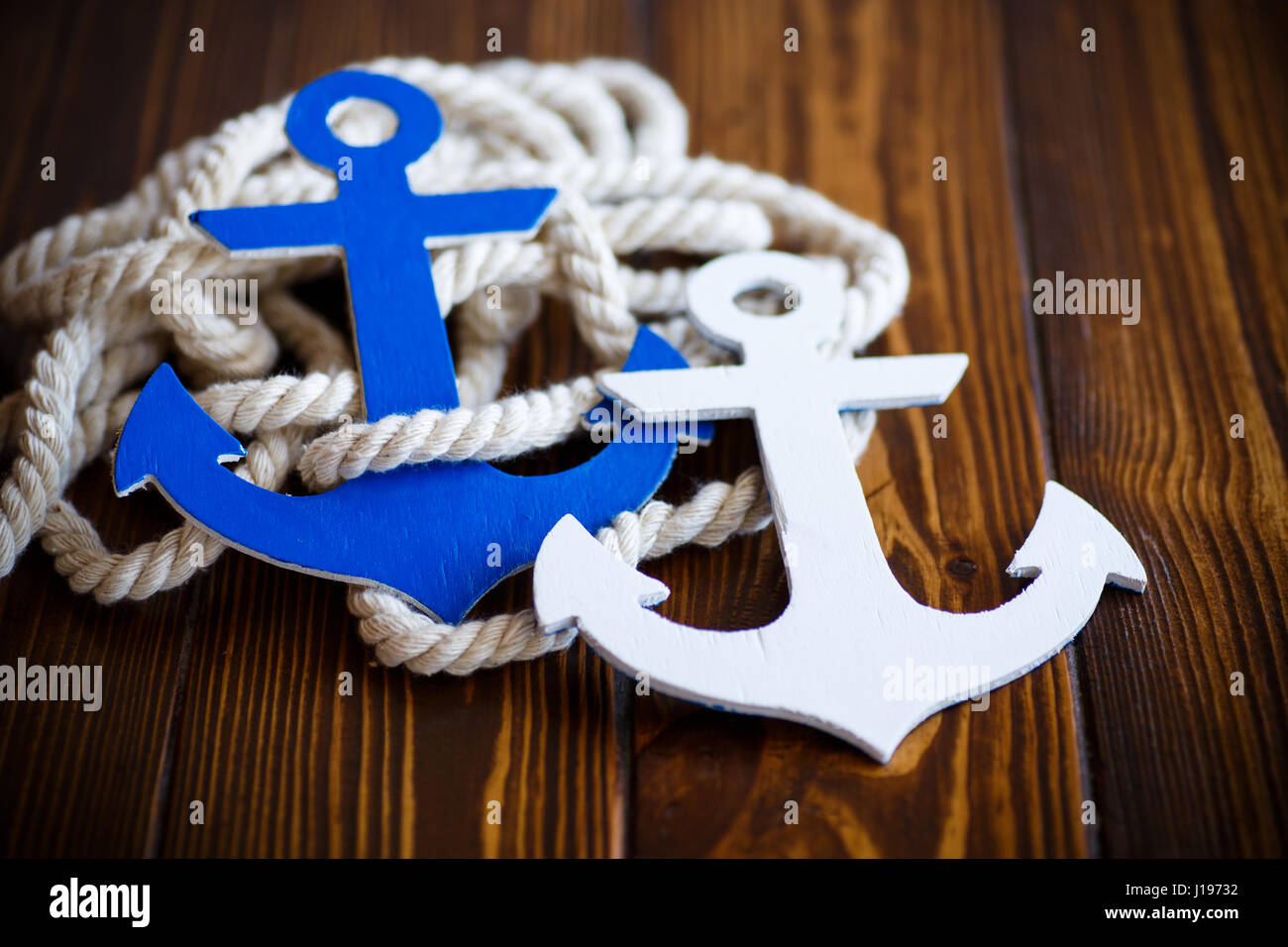 Wooden decorative anchor Stock Photo - Alamy