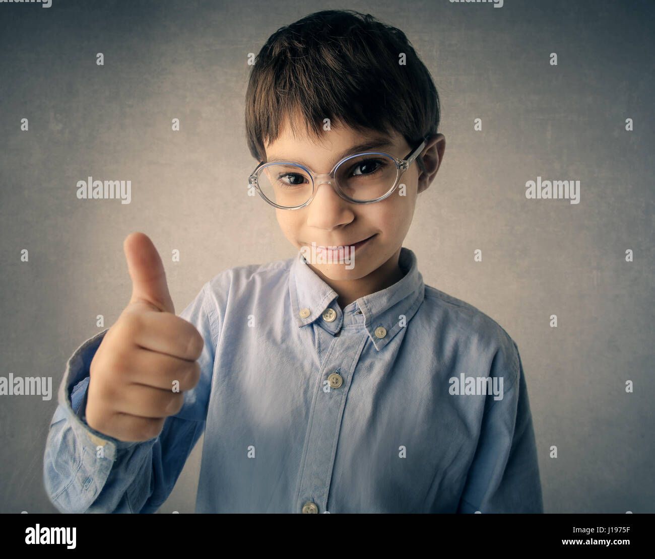 Bad teeth children hi-res stock photography and images - Alamy
