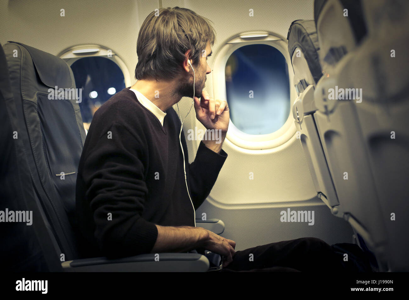Plane thinking hi-res stock photography and images - Alamy