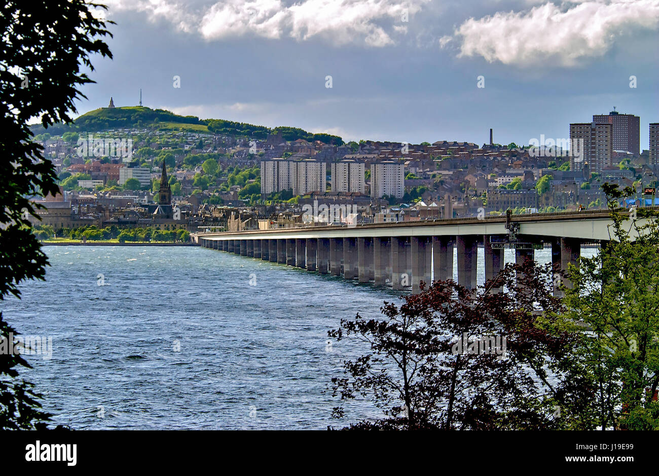 Dundee and the river Tay road bridge Stock Photo - Alamy