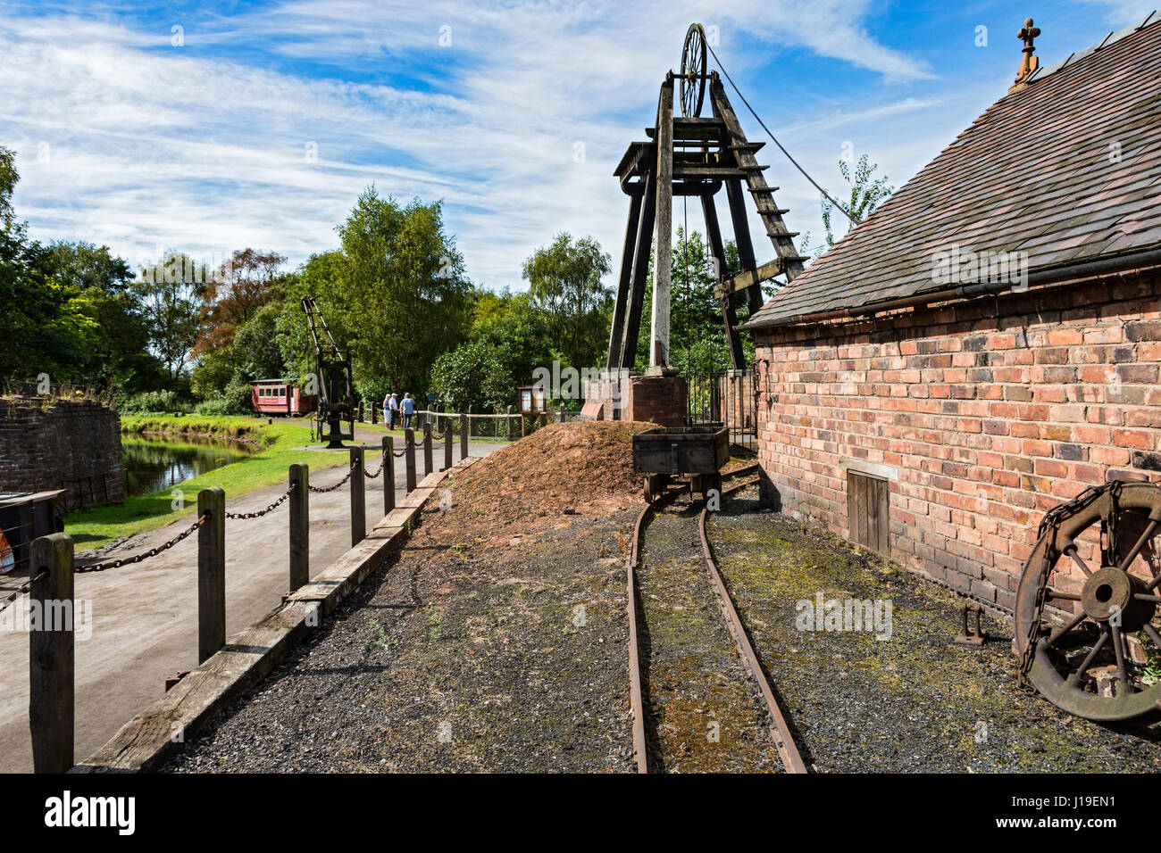 The Mine Shaft pit-head gear at the Blists Hill Victorian Town, near ...