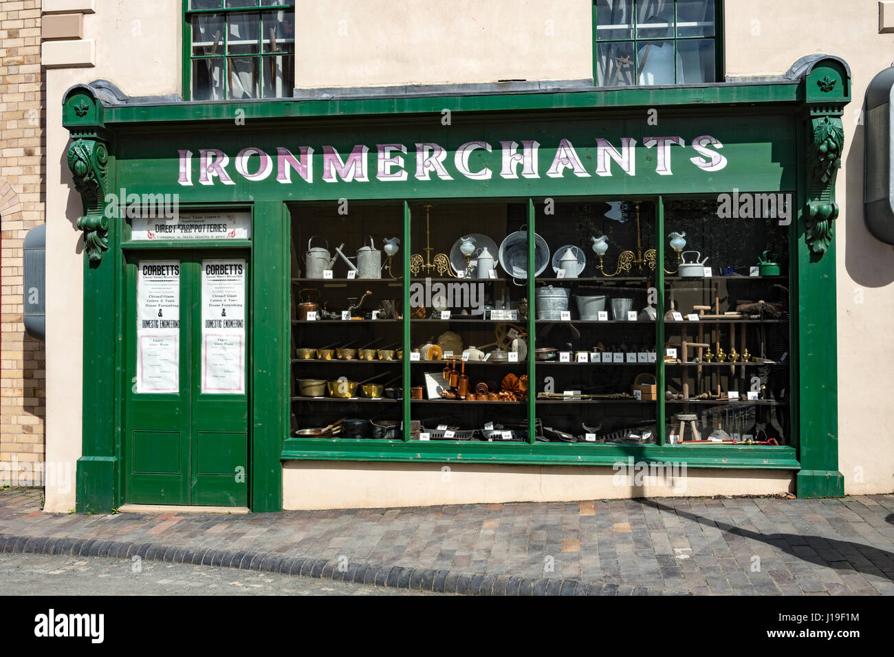 Victorian shop window hi-res stock photography and images - Alamy