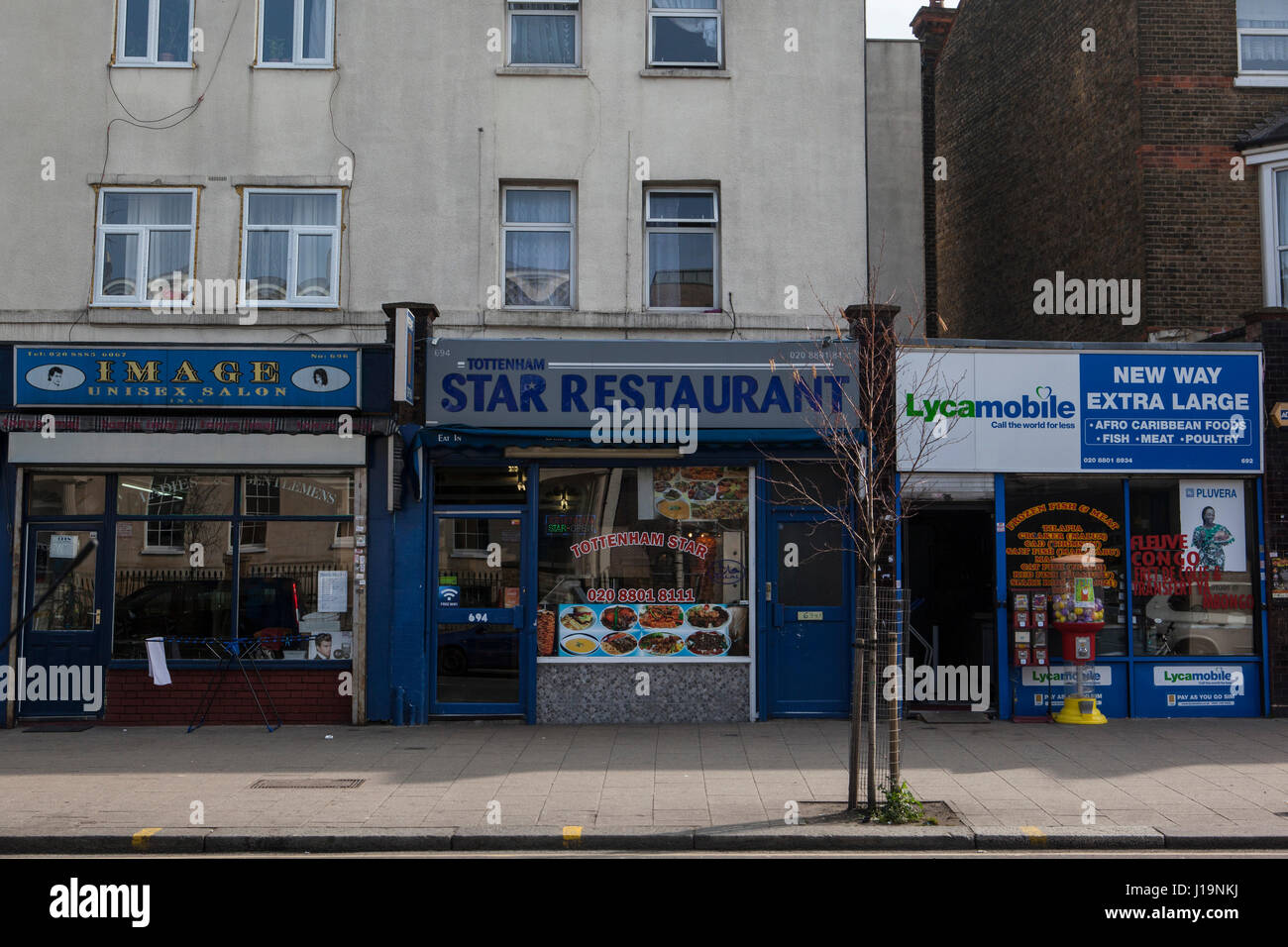 Tottenham high street london hi-res stock photography and images - Alamy