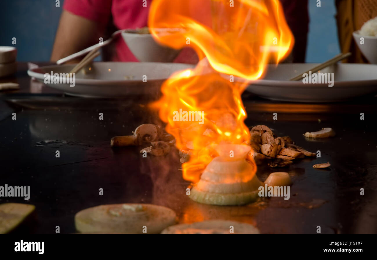 Hibachi Stock Photos & Hibachi Stock Images - Alamy