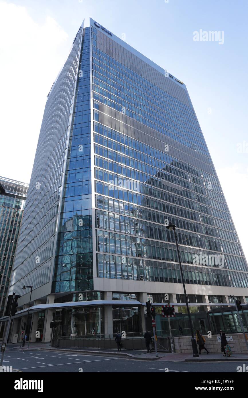 Office Blocks in Canary Wharf East London E14 Great Britain Stock Photo ...