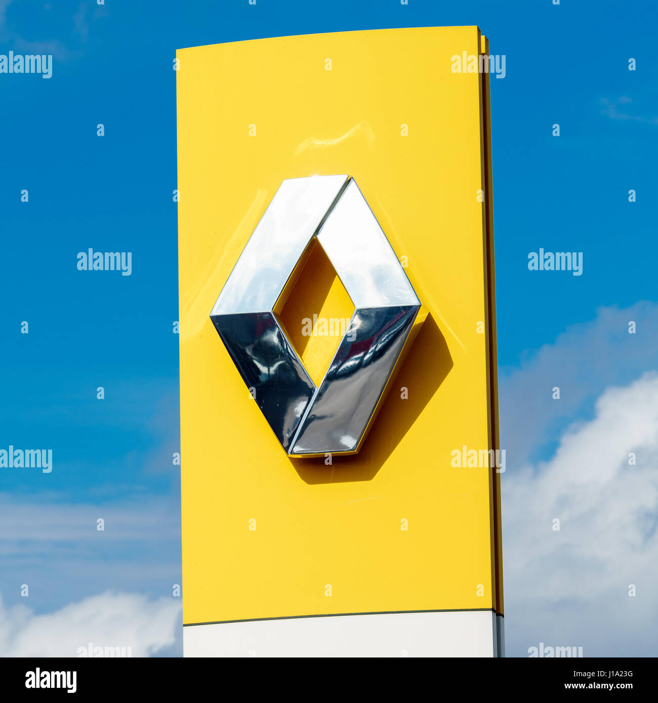 Renault trucks logo symbol icon hi-res stock photography and images - Alamy