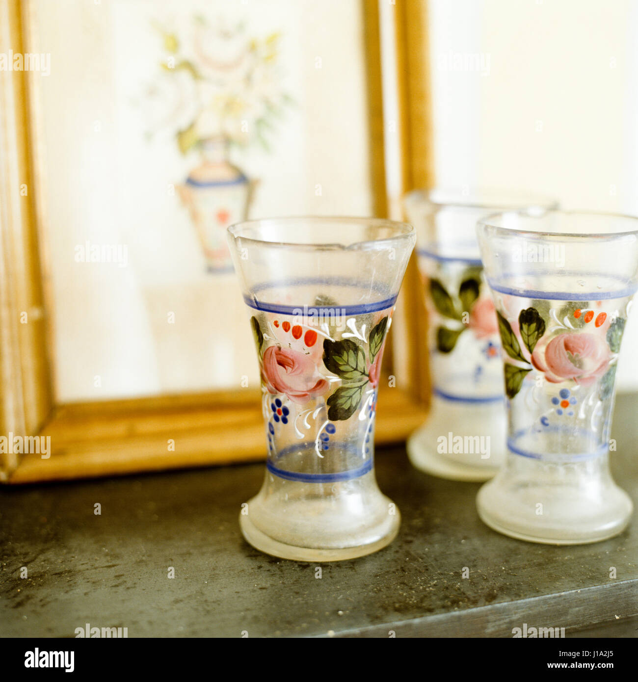 Old vases hi-res stock photography and images - Alamy