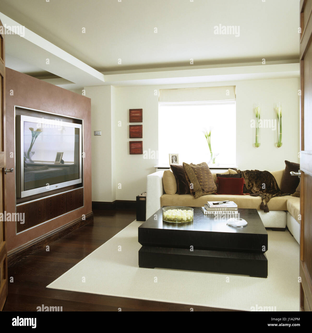 Modern living room Stock Photo - Alamy