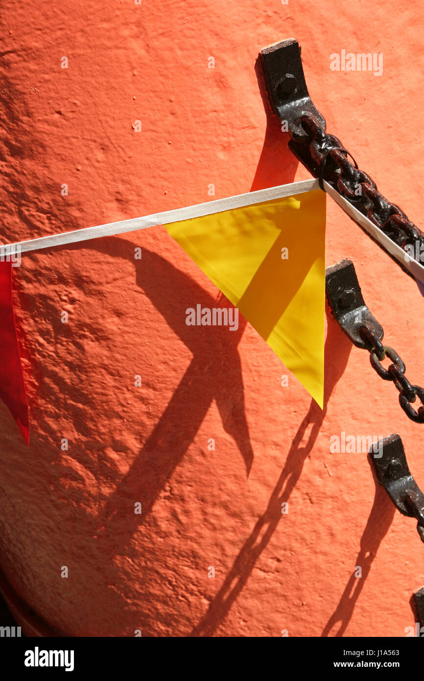 Yellow bunting hi-res stock photography and images - Alamy