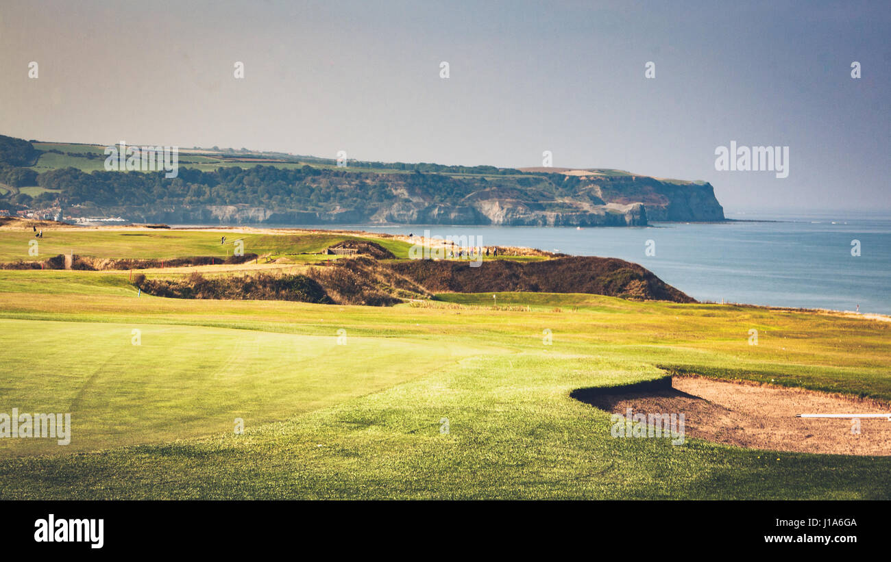 Whitby cliffs hi-res stock photography and images - Alamy