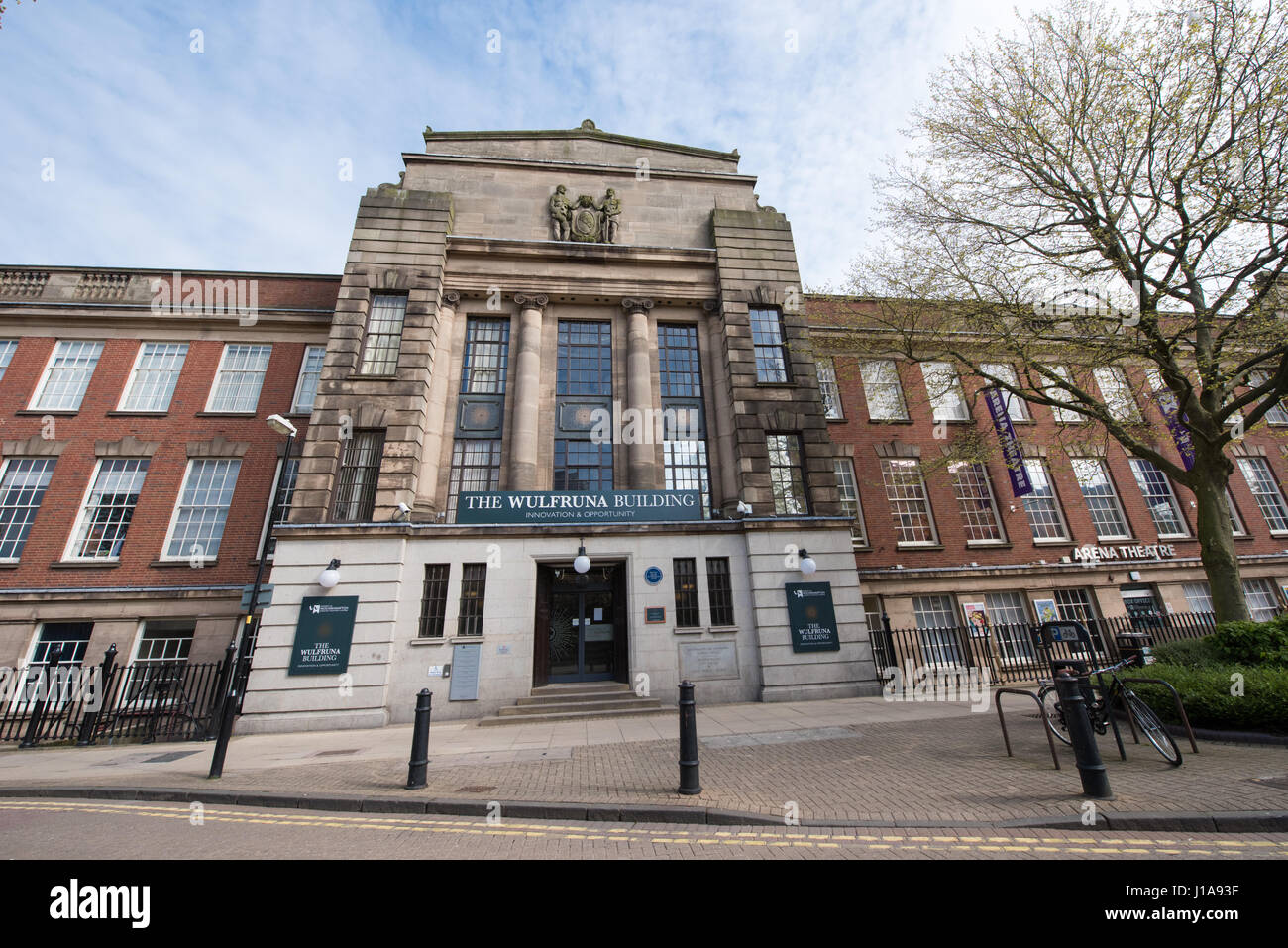 Street view of the front of the distinctive 1930s University of ...