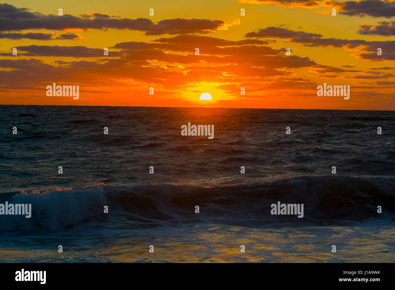 sunset over the Gulf of Mexico ocean Stock Photo - Alamy